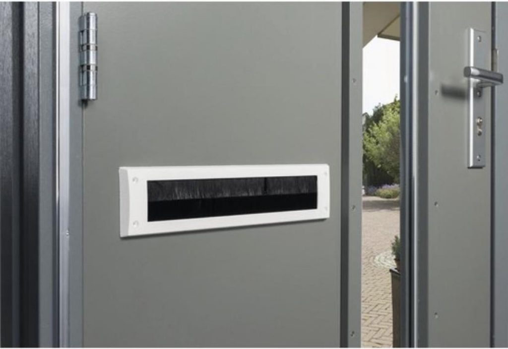 Beste tochtstrip voordeur 2026 - Bekijk hier de top 5! - Tresna.nl